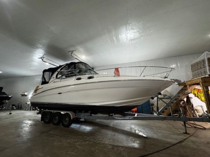 Sea Ray 300 Sundancer 2004 Used Boat for Sale in Charlottetown, Prince ...