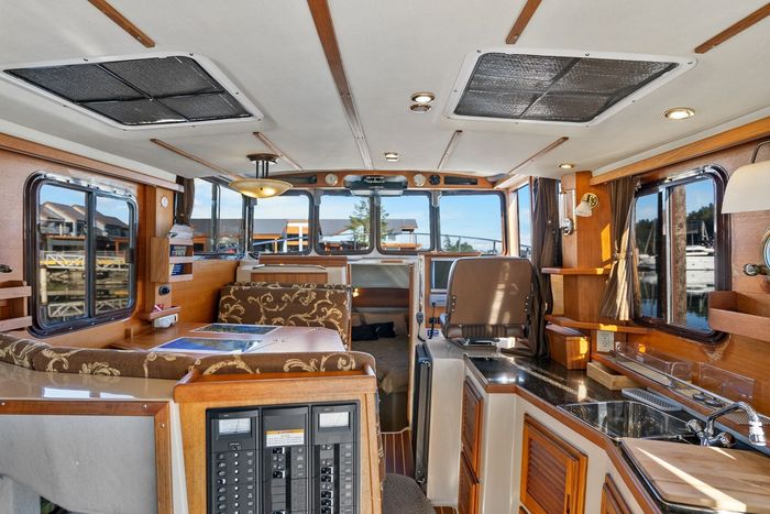 Ranger Tugs R29 2011 Used Boat for Sale in Nanaimo, British Columbia ...