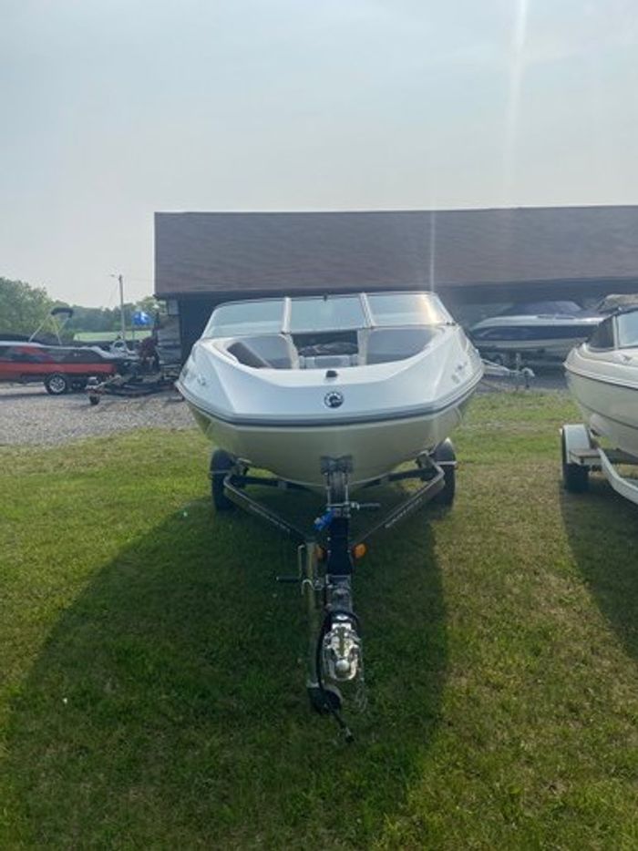 Sea-Doo 180 Challenger 2008 Used Boat for Sale in Carnarvon, Ontario ...