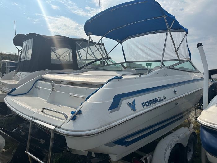 Formula 232 LS 1997 Used Boat for Sale in Waubaushene, Ontario ...