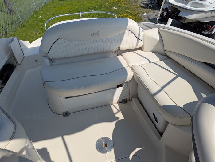 Monterey 263 Explorer 2007 Used Boat for Sale in Rideau Ferry, Ontario ...