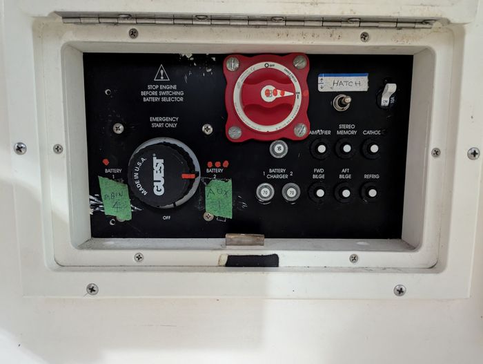 Rinker Fiesta Vee 270 2003 Used Boat for Sale in Port Lambton, Ontario ...