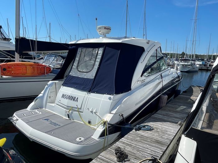 Cruisers Yachts 360 Express 2011 Used Boat for Sale in Midland, Ontario ...