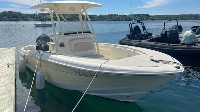 Scout 222 Sportfish 2006 Used Boat for Sale in Chester, Nova Scotia ...