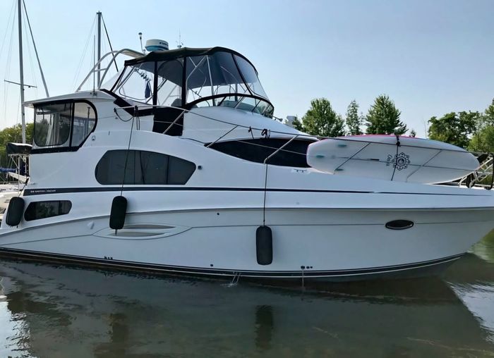 Silverton 39 Aft Cabin 2005 Used Boat for Sale in Mississauga, Ontario ...