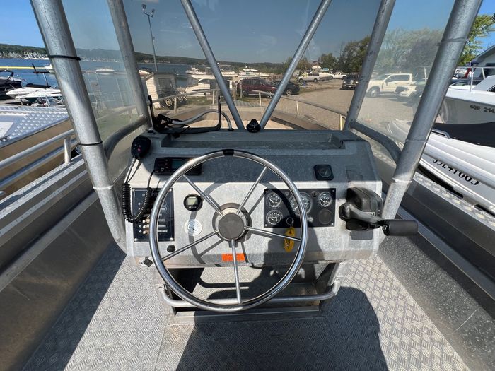 Stanley 21 Islander CC 2005 Used Boat for Sale in Midland, Ontario ...