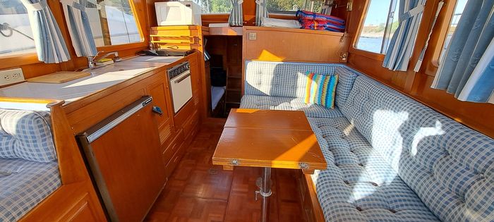 CHB 36 1981 Occasion Bateau à vendre au Montréal, Québec - BoatDealers.ca