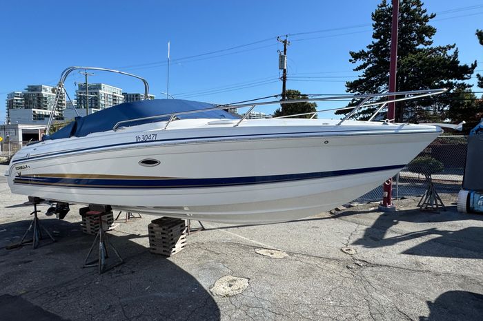 Formula 260 Sun Sport 2002 Used Boat for Sale in Richmond, British ...