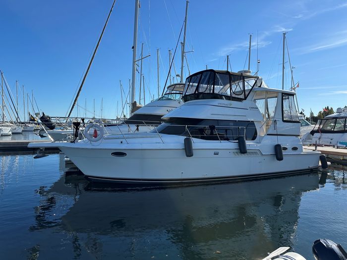 Carver 404 2002 Used Boat for Sale in Port Credit, Ontario - BoatDealers.ca