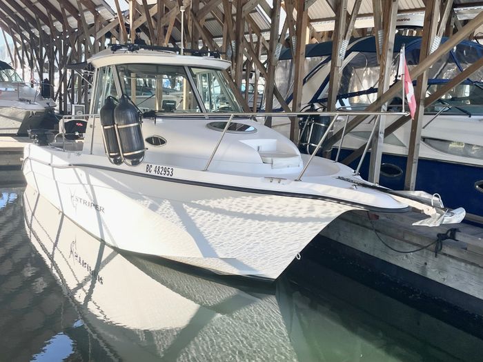 Seaswirl Striper 2601 Walkaround 2006 Used Boat for Sale in Port Moody ...