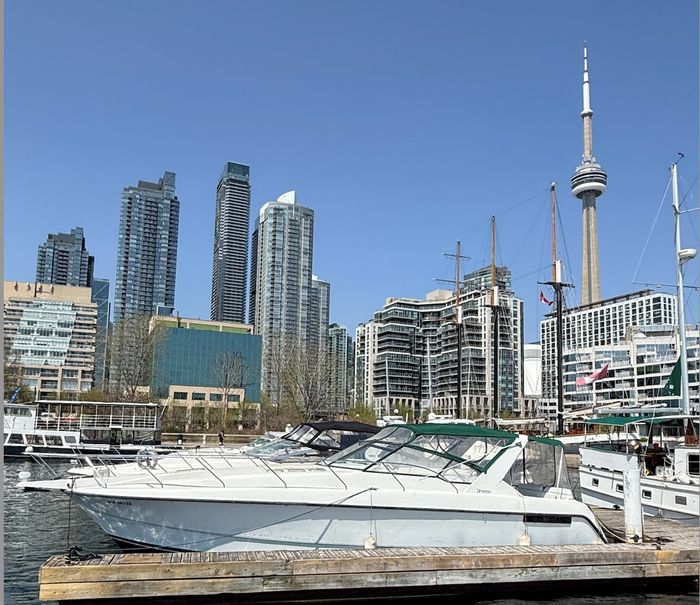 Silverton Express 34 1992 Used Boat for Sale in Toronto, Ontario ...