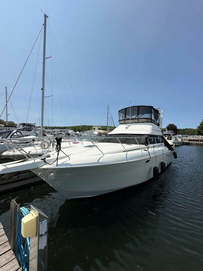 Silverton 41 Convertible 1995 Used Boat for Sale in Midland, Ontario ...