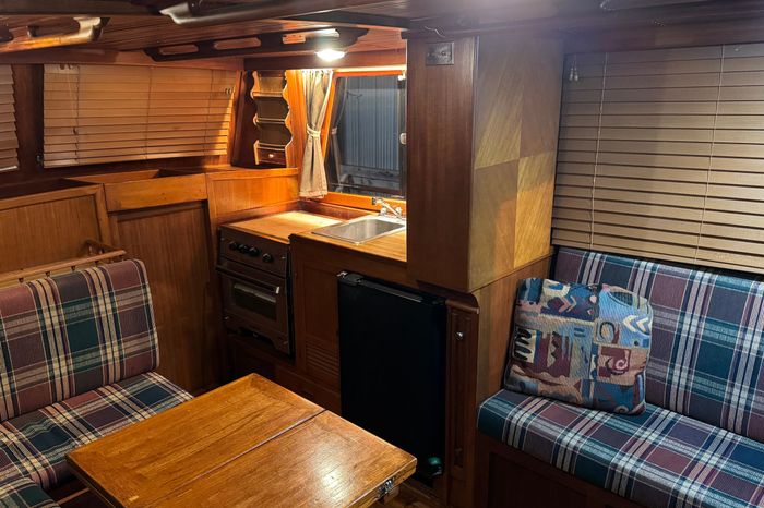 CHB Tri-Cabin Trawler 1981 Used Boat for Sale in Richmond, British ...