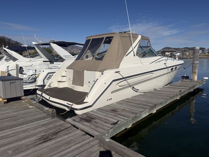 Maxum 4100 SCR 1998 Used Boat for Sale in Kelowna, British Columbia ...