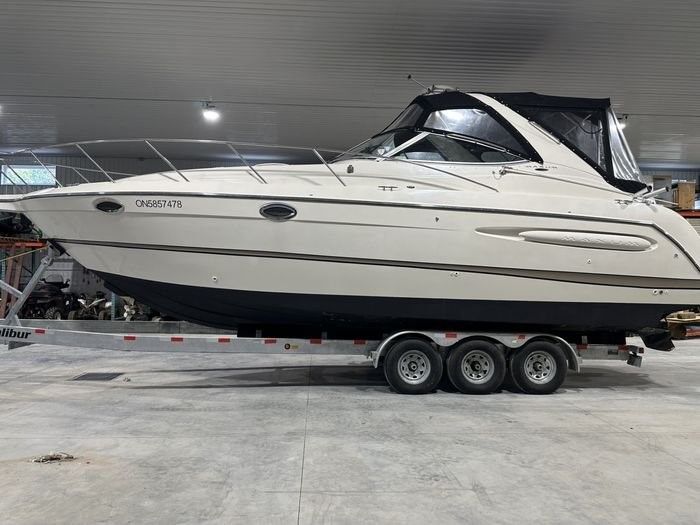 Maxum 3300 SCR 2001 Used Boat for Sale in Midland, Ontario - BoatDealers.ca