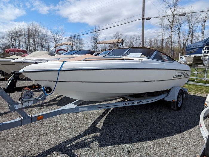 Stingray 190 2002 Used Boat for Sale in Rideau Ferry, Ontario ...